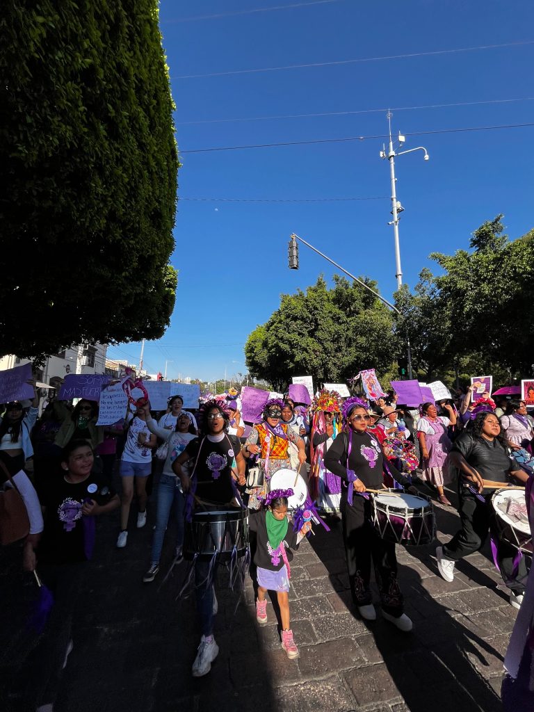 Marchan mujeres queretanas para exigir justicia por Valentina y por ...
