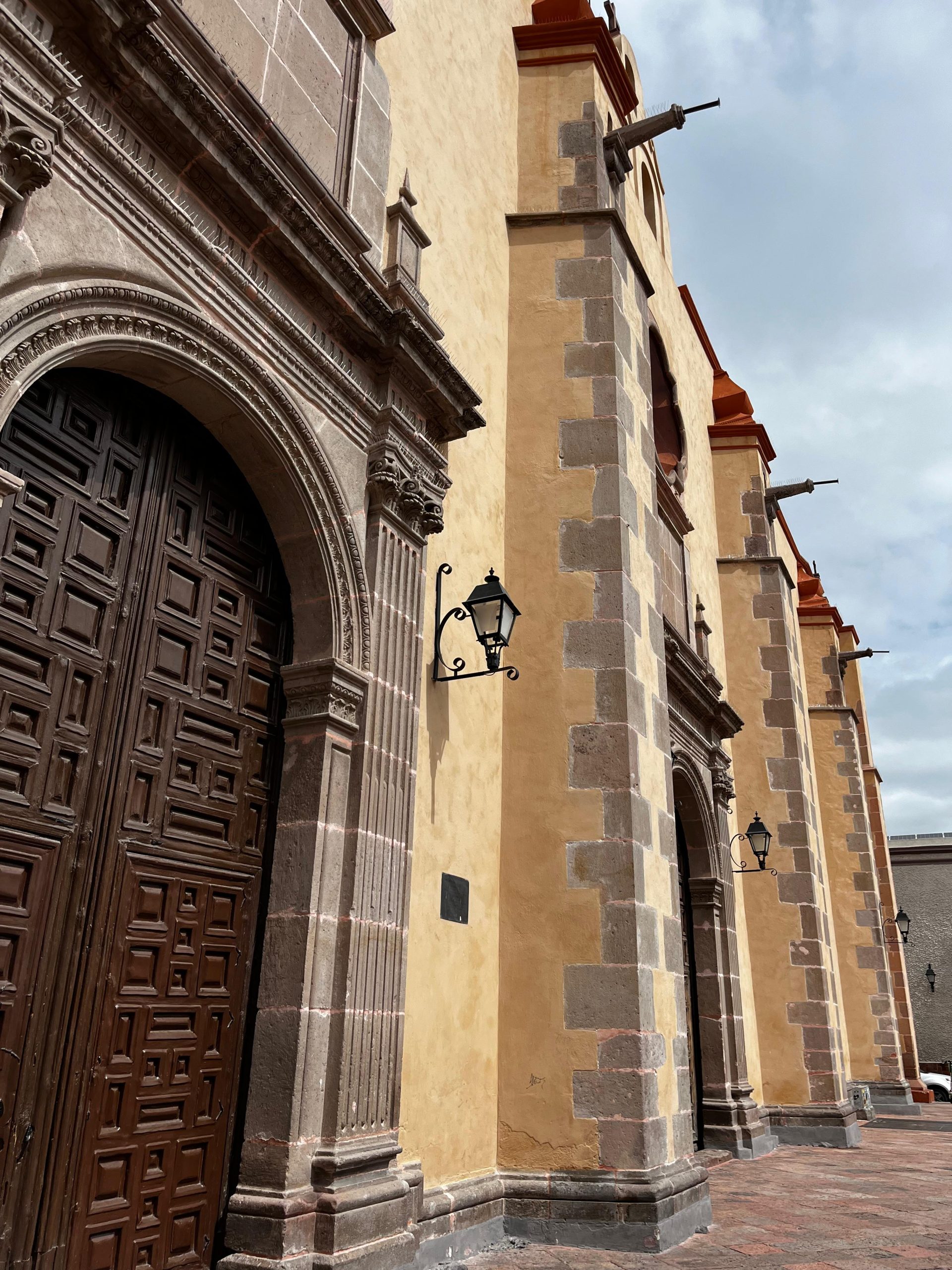 Templo de las Capuchinas en el Centro Histórico de Querétaro alberga ...
