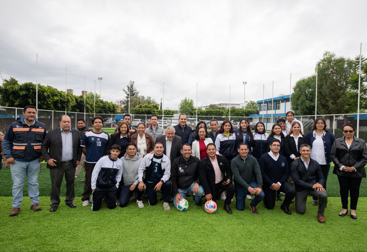 Entregan Cancha de Fútbol 7 en la Centenaria y Benemérita Escuela ...