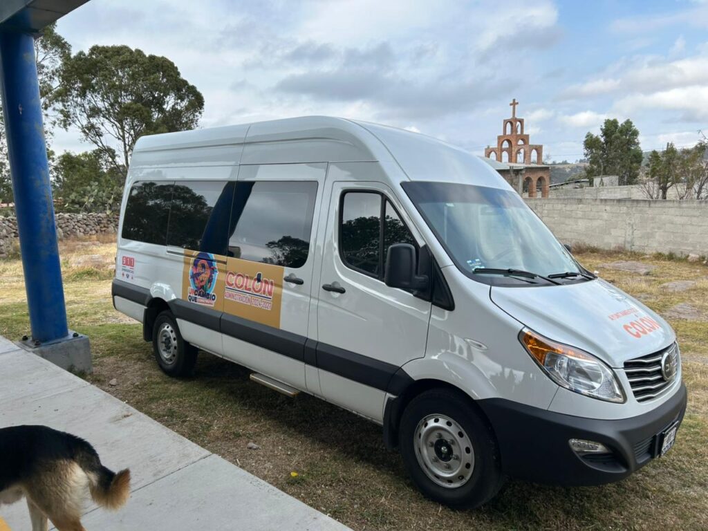Lanza transporte público gratuito para nueve comunidades de Colón ...